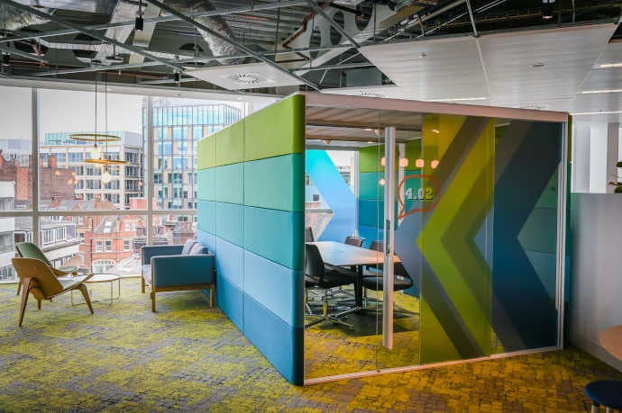 Controlling acoustics with office furniture and workplace design